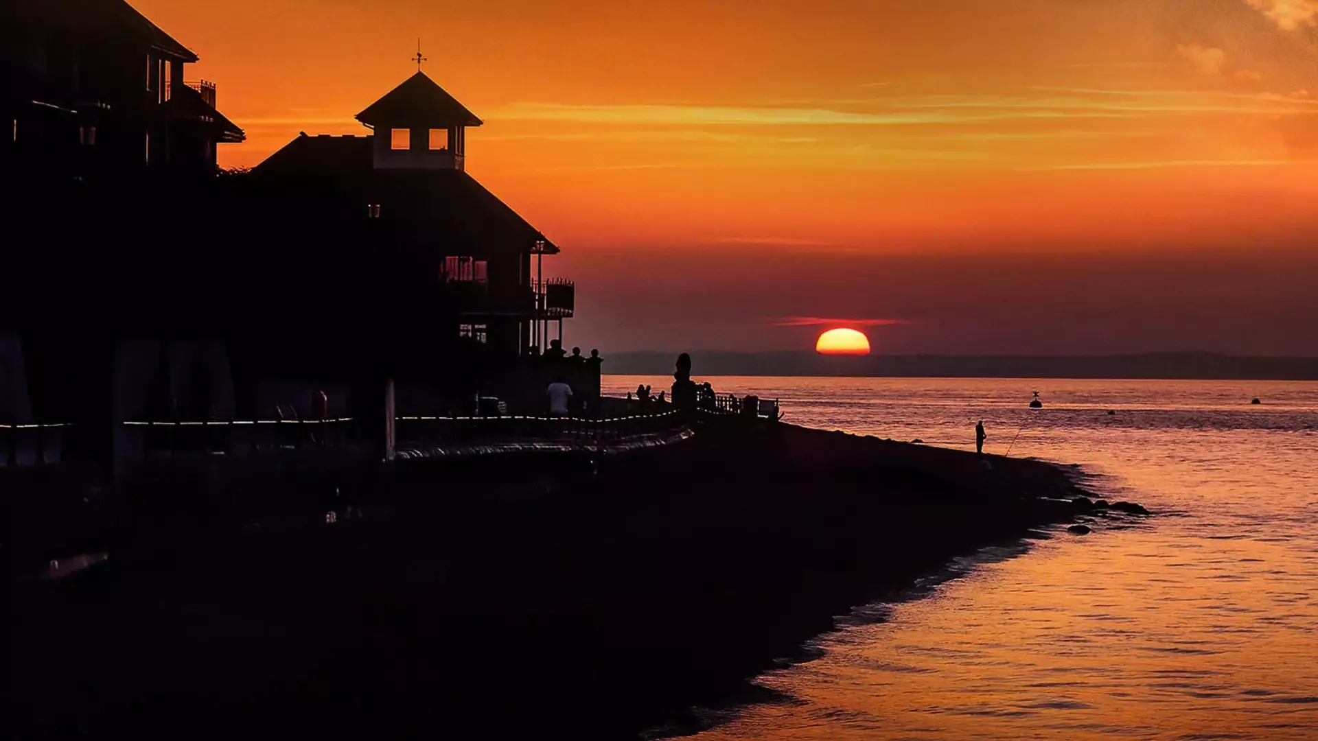 COWES WEEK and DI Andy Horton has a murder to solve in this Solent ...